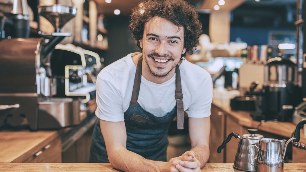Training and Education for a Thriving Bartending Career - Career Reload